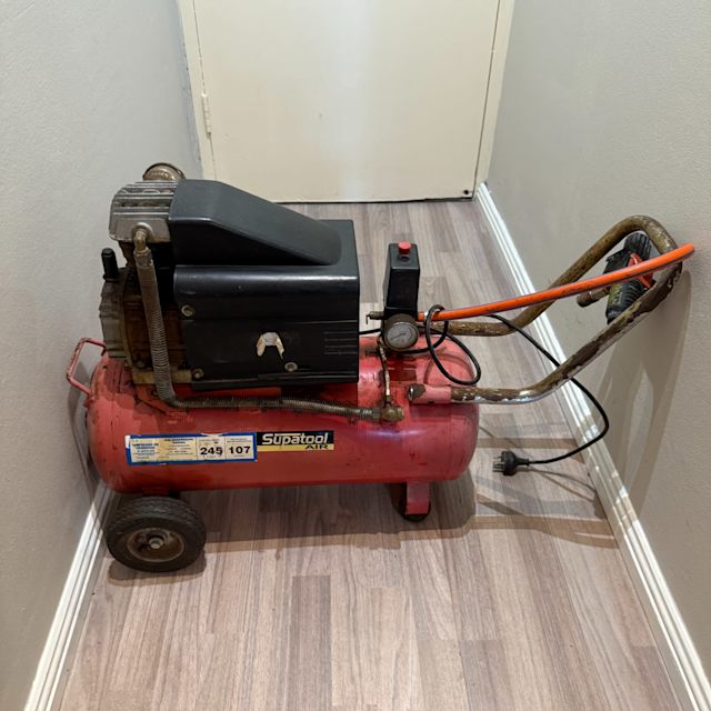 SUPATOOL AIR COMPRESSOR 30 LITRE 2.5HP GARAGE MECHANIC - Other Tools ...