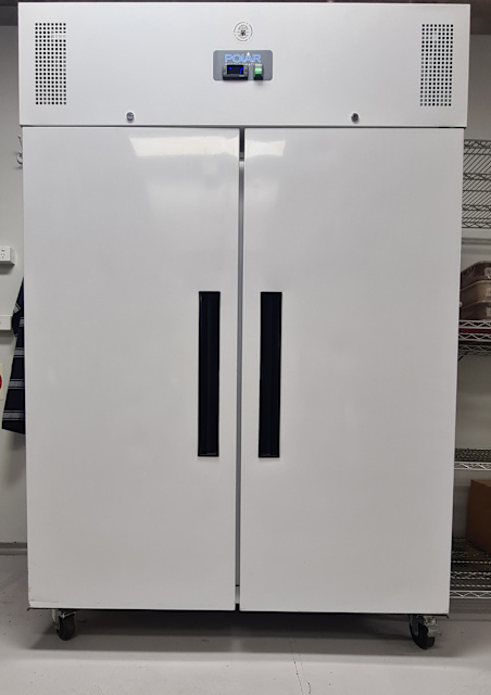 1200L Commercial Refrigerator upright 2 Solid Door Fridge White Polar ...