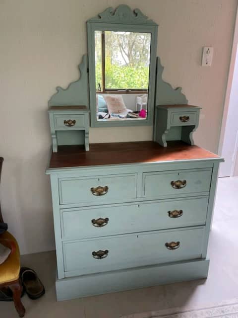 Dressing table with mirror | Buffets & Side Tables | Gumtree Australia ...