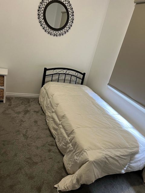 Room to rent for single person - Share House & Flatshare | Gumtree ...