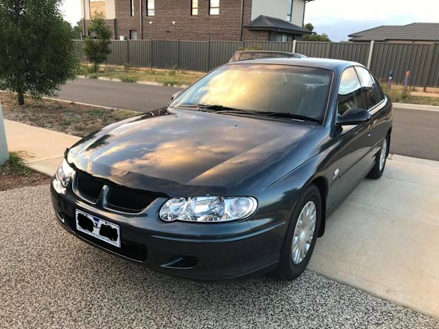 HOLDEN COMMODORE VX EXECUTIVE V8 6 SPEED MANUAL SEDAN MINT CONDITION ...