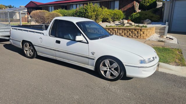 2000 HOLDEN COMMODORE 4 SP AUTOMATIC UTILITY | Cars, Vans & Utes ...