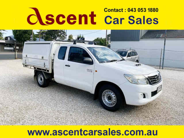 2012-TOYOTA-HILUX-SR-4x2-TURBO-DIESEL-4X2-MANUAL-FULL SERVICE HISTORY ...
