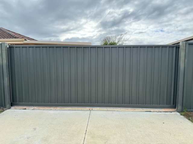 4 Metre COLORBOND Sliding Gates - Building Materials in Gosnells WA ...