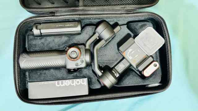 Hohem iSteady M6 Kit with AI Magnetic Tracking Part | Digital Camera ...