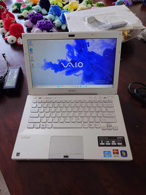 Sony Vaio 13.3 Laptop Pc Windows 11 - Laptops in Alexander Heights WA | Gumtree Australia