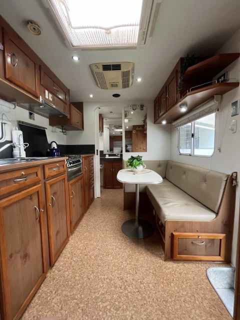 Windsor Rapid 2007 Expander /. SOLD Pending pick up next week | Caravans | Gumtree Australia ...