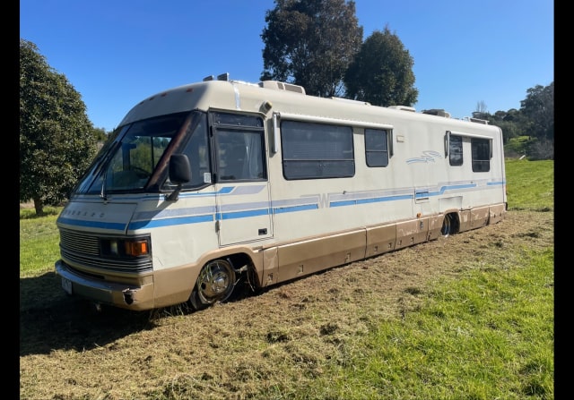Winnebago Chieftain 1989 Model, 454 Chev. | Campervans & Motorhomes ...