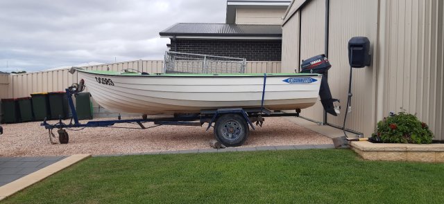 Gannet 15 foot open boat 25 horsepower Yamaha tiller steer | Motorboats ...