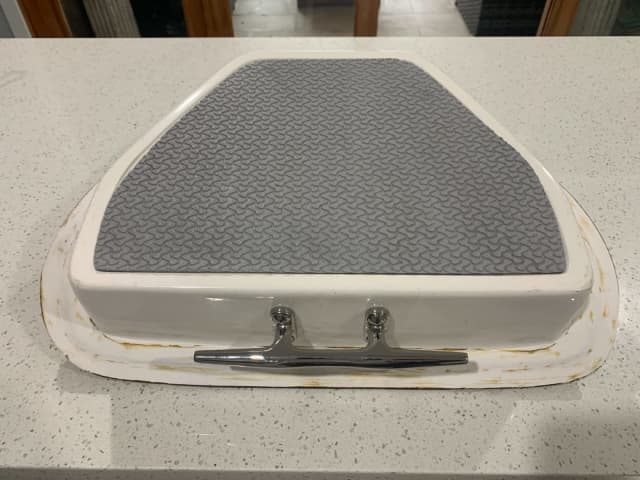 HIGHFIELD DINGHY (Inflatable RIB) - BOW STEP WITH CLEAT | Tinnies ...