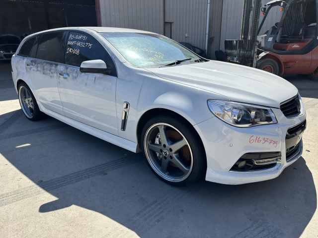 L77 motor ls2 engine ss commodore Holden v8 parting | Engine, Engine ...