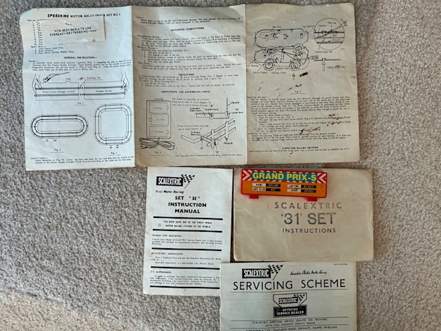 SCALEXTRIC COLLECTORS 31 SET CC 1957 WITH VINTAGE ASTON MARTIN MODEL ...