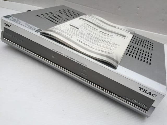 TEAC DIGITAL TERRESTRIAL RECEIVER HIGH DEFINITION DV-B800 SILVER ...