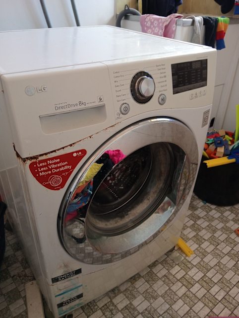 LG washing machine. Works well. Free - Washing Machines & Dryers in ...