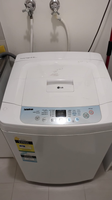 LG Fuzzy Logic 6.5kg Top Load Washing Machine Great Condition - Washing ...