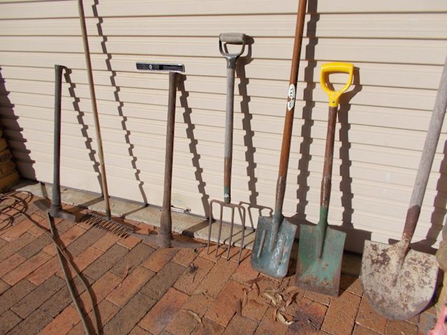 Garden tools cyclone brands sell $20 each - Garden Tools in Urangan QLD ...