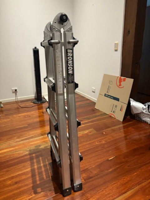 Ladder, fold-up, extendable - Ladders & Scaffolding in Fig Tree Pocket ...