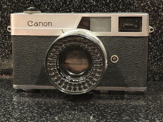 Canon Canonet Original vintage film rangefinder 45 F1.9 SE cap | Non ...