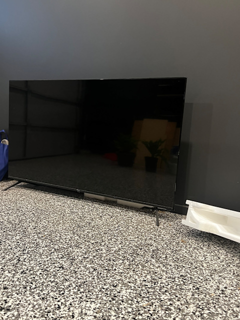 75 inch flat screen Hisense tv - faulty - TVs in Maidstone VIC ...