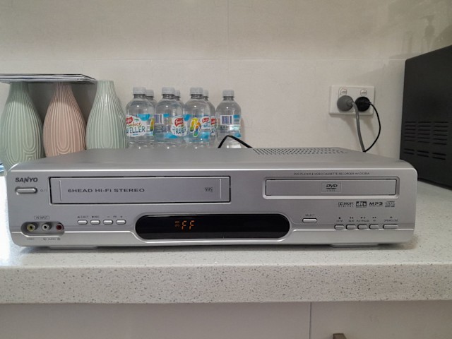 SANYO AND SHARP VHS / DVD COMBO RECORDERS....NEW - Other TV & DVD ...