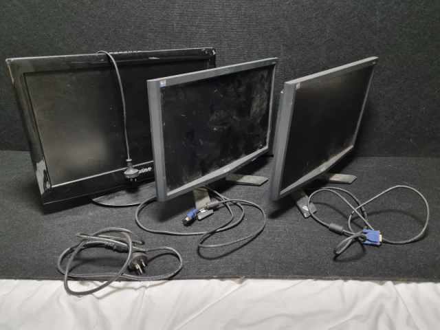Older monitors and tv - Other Electronics & Computers in QLD | Gumtree ...