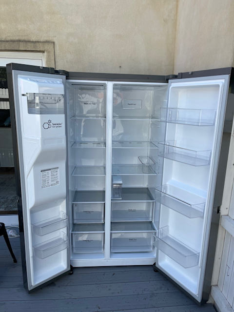 Fridge 635 Lt, Side by Side Almost New - Fridges & Freezers in ...