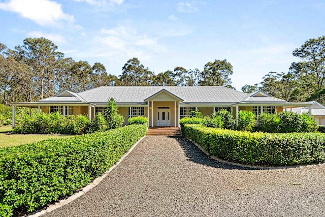 61 Hakea Close, Nowra Hill, New South Wales 2540 - for Sale | Gumtree ...