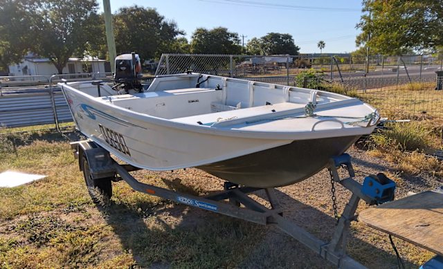 Stacer 400 bass boat with trailer and 25hp motor | Tinnies & Dinghies ...