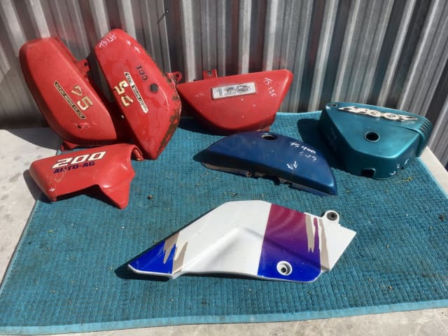 Suzuki Side Covers TS125/400 it I, A100 GSXR1000 Honda AG200 ...