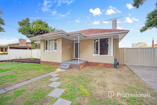 15 Island Queen Street, Withers, Western Australia 6230 - for Sale ...