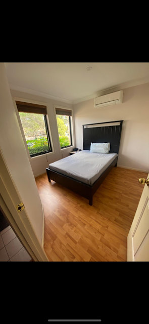 Room for rent available near Quakers hill train station - Share House ...