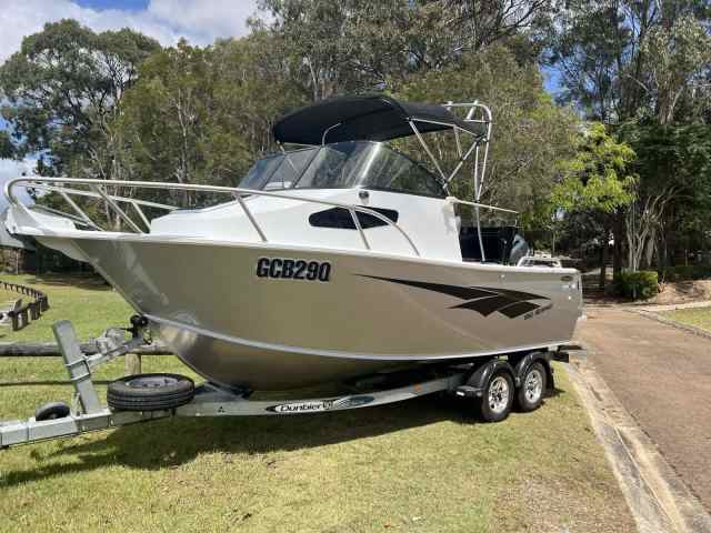 2021Stessl 560 Seahawk with 130 hp 4 Stroke Yamaha (194hrs ...