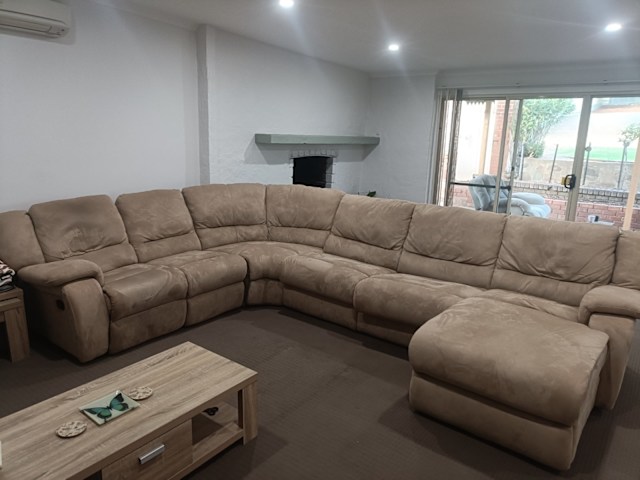 7 PC modular lounge suite 2 recliners and sofa bed - Sofas in Murray ...