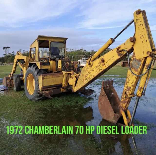 1972 Chamberlain 70 HP Diesel Loader Backhoe | Construction Equipment ...