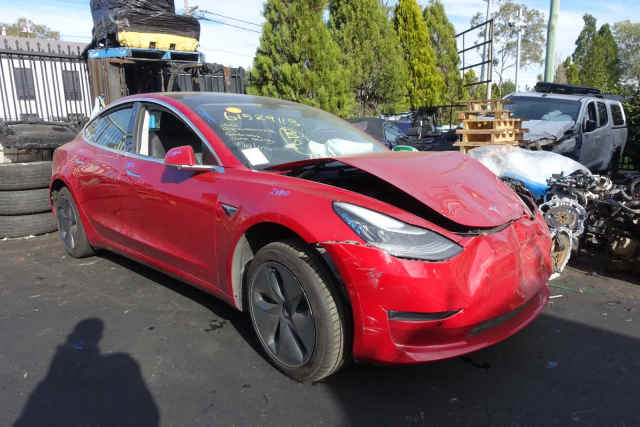 (28840) Wrecking Damaged 1st GEN Tesla MODEL 3 Parts | Wrecking ...