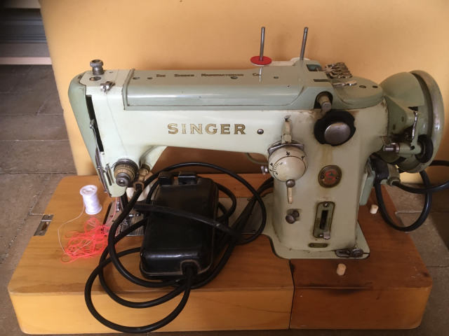 Singer Sewing Machine 320 K2 - Sewing Machines in Yokine WA | Gumtree ...