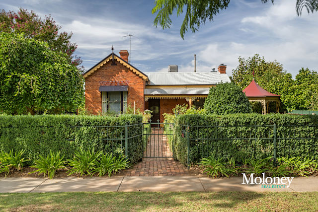 40 Albert Street, Corowa, New South Wales 2646 - for Sale | Gumtree ...