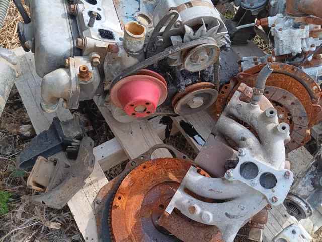 Toyota 3K engines x2 parts gearbox intakes, as is | Engine, Engine ...