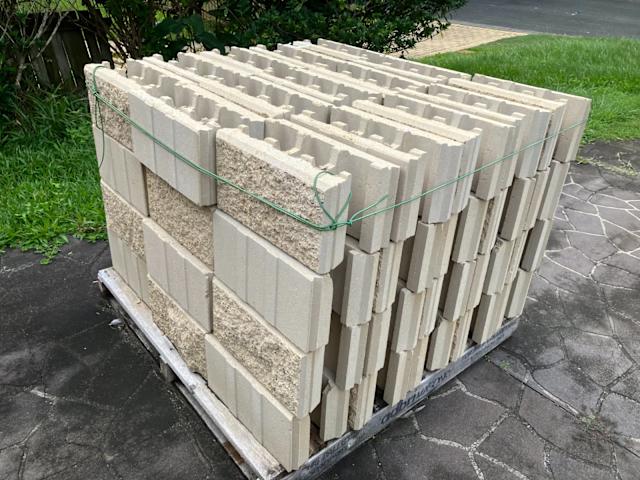 Retaining Wall Blocks - Versawall - Oatmeal colour - Building Materials ...