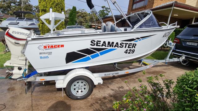Stacer Seamaster 429 Boat year 2020 60 hours (equal Quintrex 430 ...