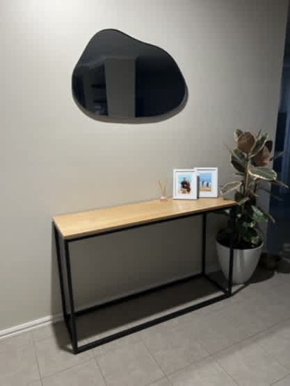 Modern Aesthetic Console Table for Entry Decoration - Buffets & Side ...