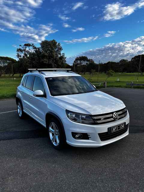 Volkswagen Tiguan 2015 R-Line Petrol | Cars, Vans & Utes | Gumtree ...
