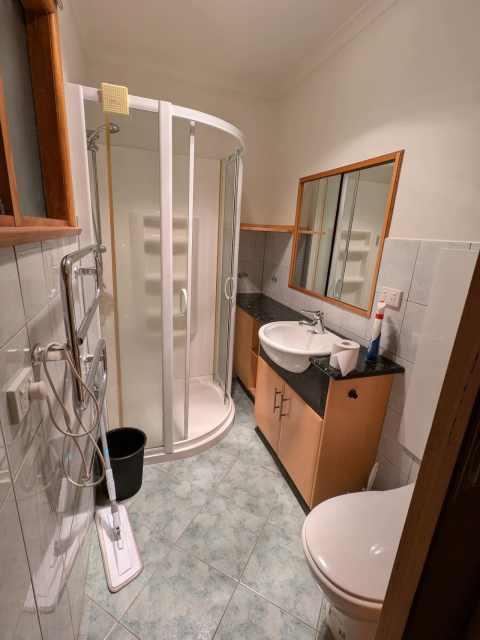 Room with ensuite bathroom for rent in Sandy bay | Flatshare ...