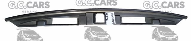 HOLDEN COMMODORE GENUINE GM VE S2 SEDAN BOOT LID GARNISH PAINTED GLOSS ...