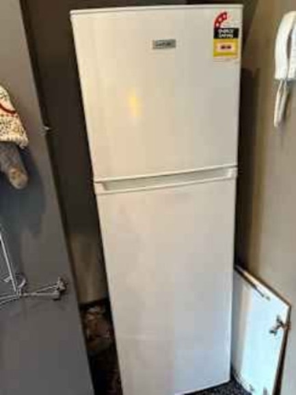 simpson 330l fridge for sale 170cm high, all good working, 5 year old ...