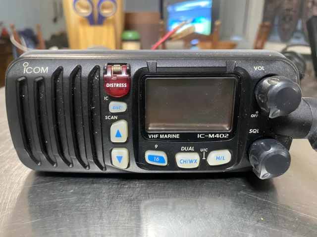 Marine Radio ICOM IC-M402 with accessories for sale - Radios ...