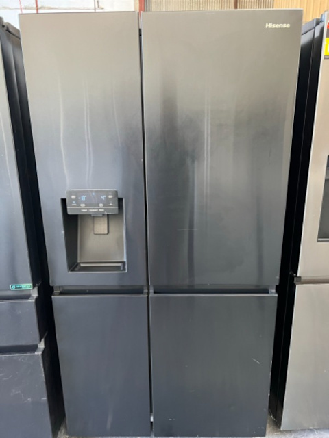 Refurbished Hisense 632 litres side by side door fridge freezer ...