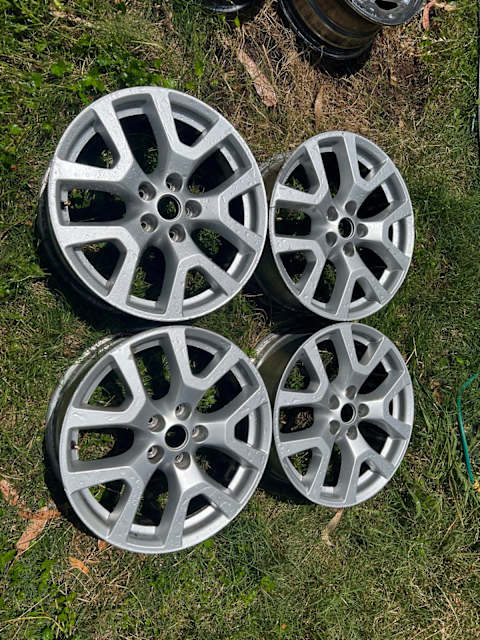 4x Original Nissan x-Trail Alloy wheels 18x7” | Wheels, Tyres & Rims ...
