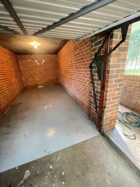 A secure lock up, Dry garage. | Parking & Storage | Gumtree Australia ...
