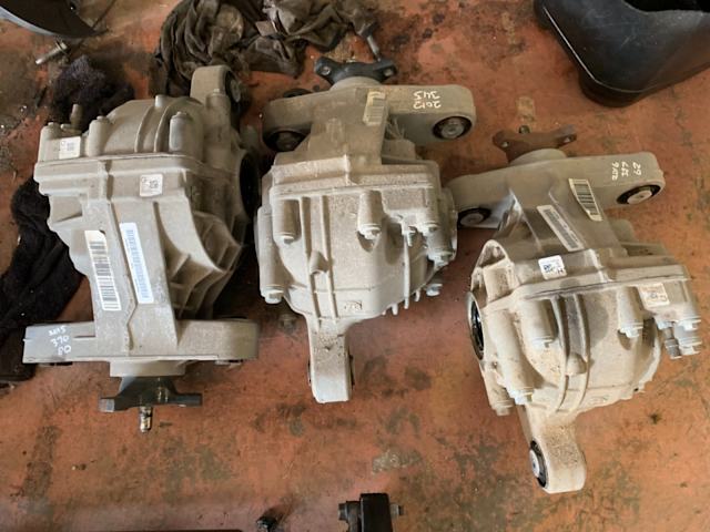 VE VF HSV SSV SS Holden Commodore 327LSD Diff centre 84ks | Engine ...